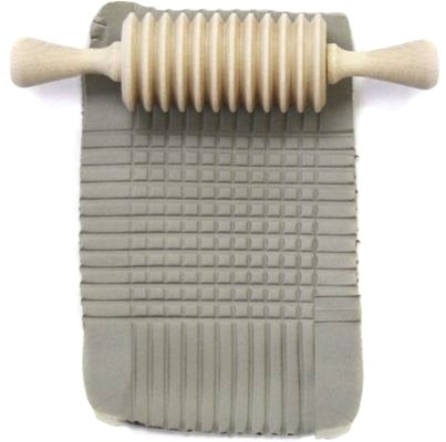 LOONIE RIBBED WOOD ROLLER FOR CLAY – The Pottery Supply House